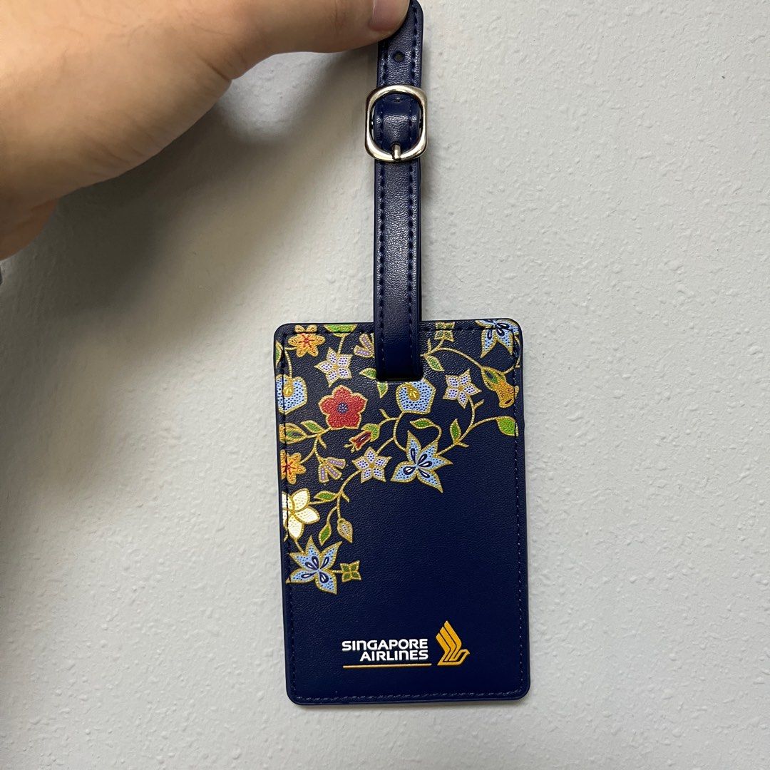 SQ batik luggage tag, Hobbies & Toys, Travel, Travel Essentials ...