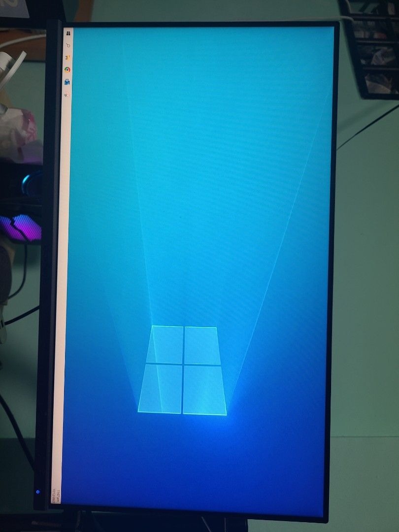 VG2456 with warranty 24 inch monitor (integrated docking station ...