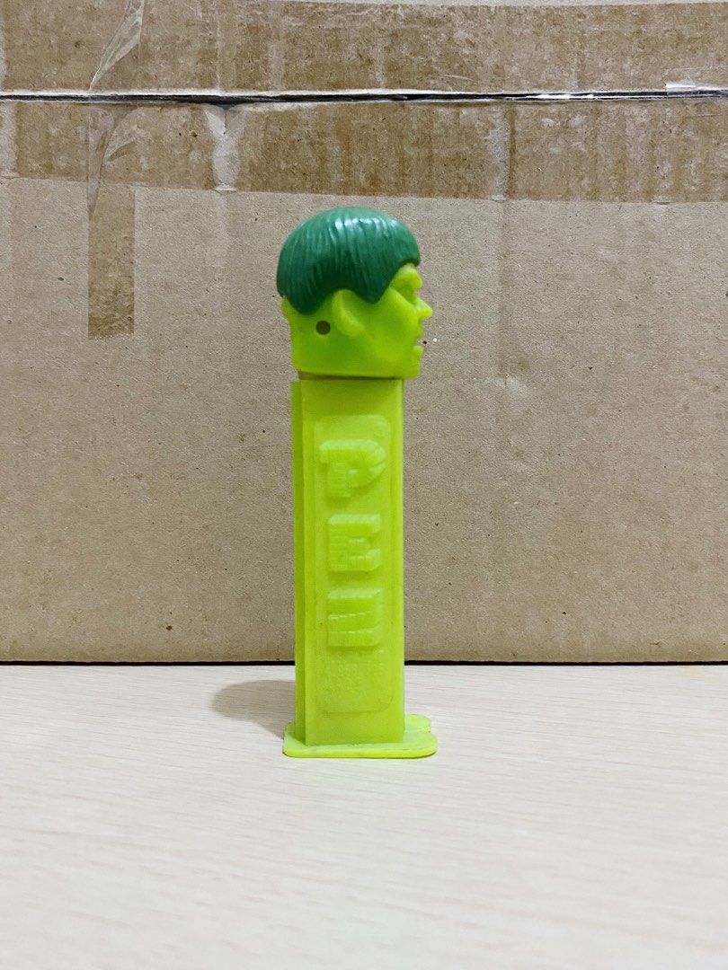 (Vintage) 1989 Hulk - PEZ Dispenser, Hobbies & Toys, Memorabilia ...
