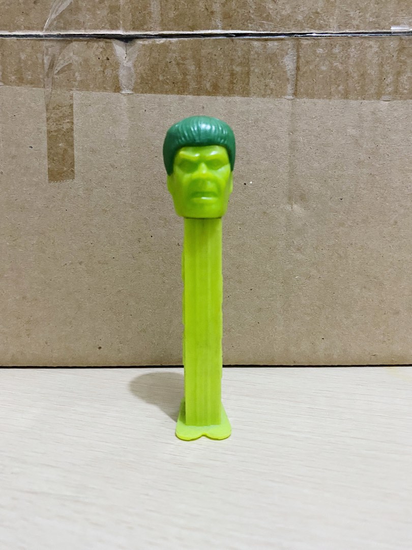 (Vintage) 1989 Hulk - PEZ Dispenser, Hobbies & Toys, Memorabilia ...