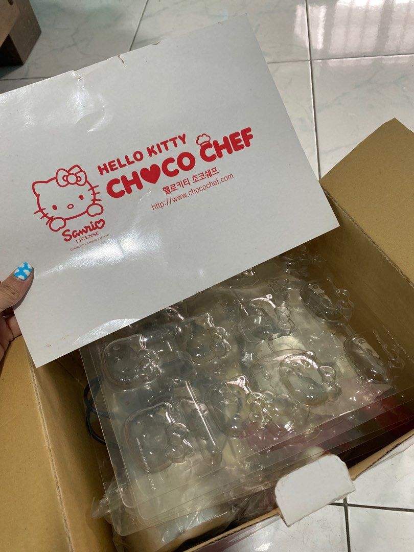 Vintage Hello Kitty Choco Chef, TV & Home Appliances, Kitchen Appliances, Cookers on Carousell