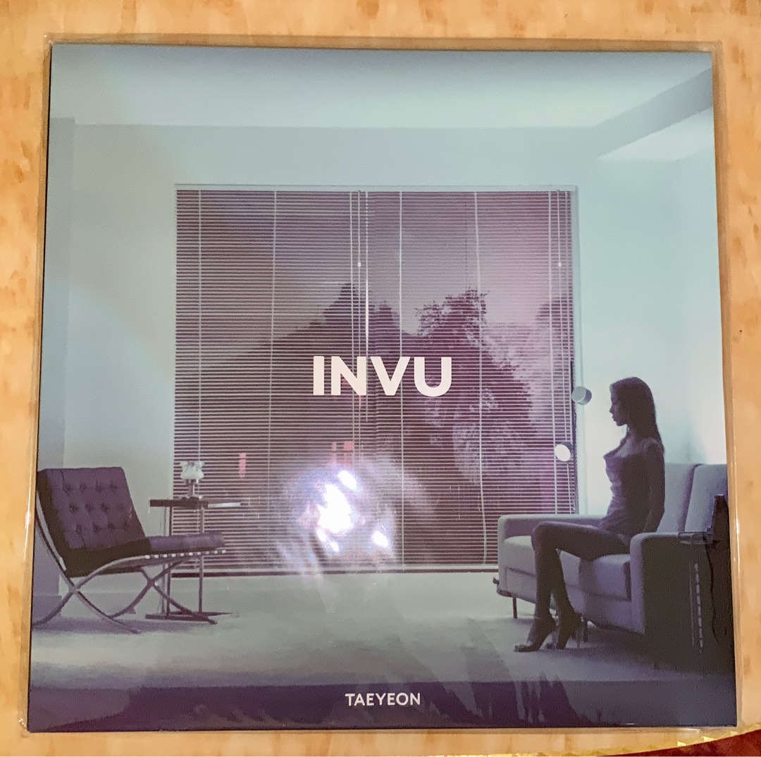 wtt/lft taeyeon invu lp vinyl with I vinyl lp ph, Hobbies & Toys, Music ...
