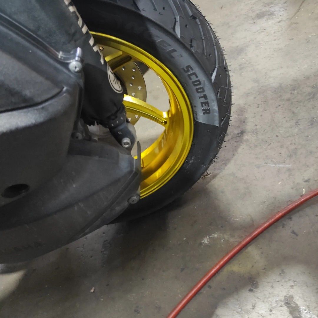 XMAX CNC ALUMINIUM AFTERMARKET GOLD RIMS, Motorcycles, Motorcycle ...