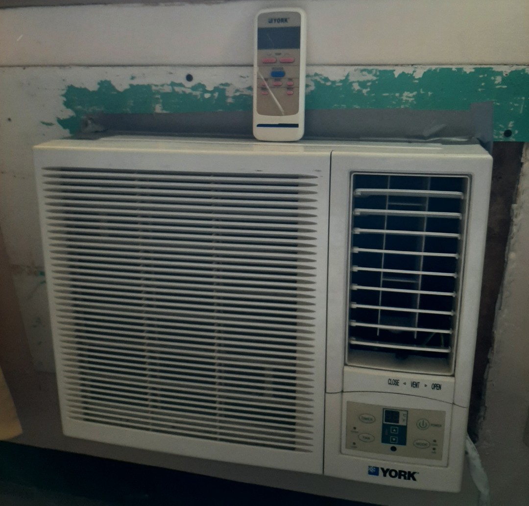 1HP Window Type AC, TV & Home Appliances, Air Conditioning and Heating ...
