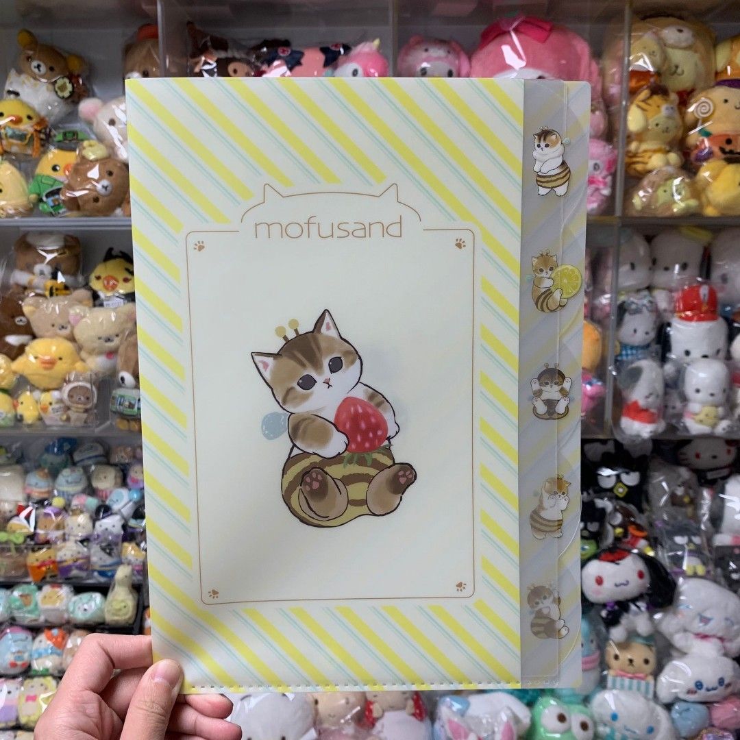 日版 Mofusand 鯊魚貓 A4 Size 多層 File - 蜜蜂造型, 興趣及遊戲, 手作＆自家設計, 文具 - Carousell