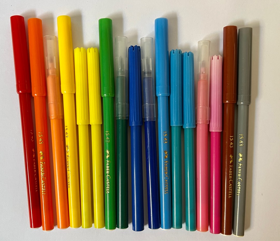 Assorted coloured markers, Hobbies & Toys, Stationery & Craft ...
