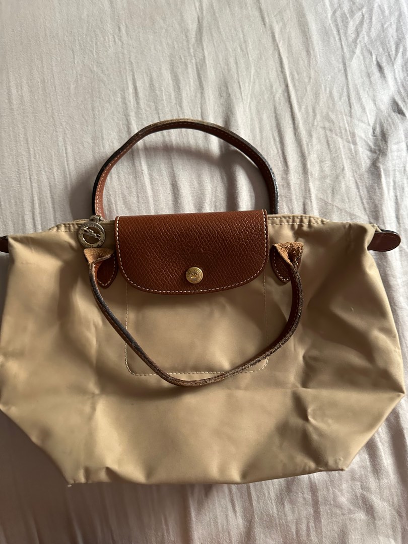 Authentic Longchamp Bag small size, Women's Fashion, Bags & Wallets ...