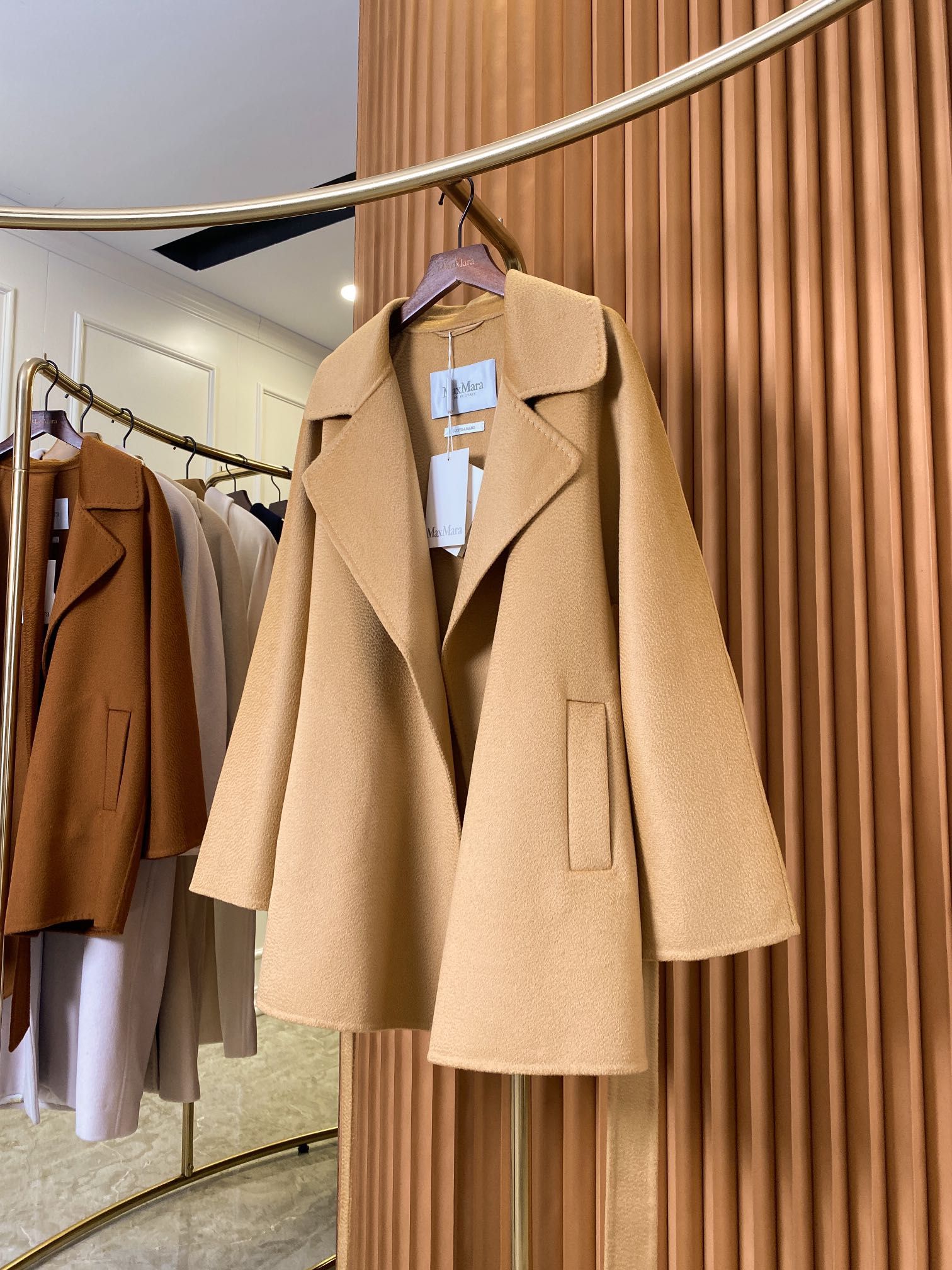 Authentic Maxmara gas, Women's Fashion, Coats, Jackets and Outerwear on ...