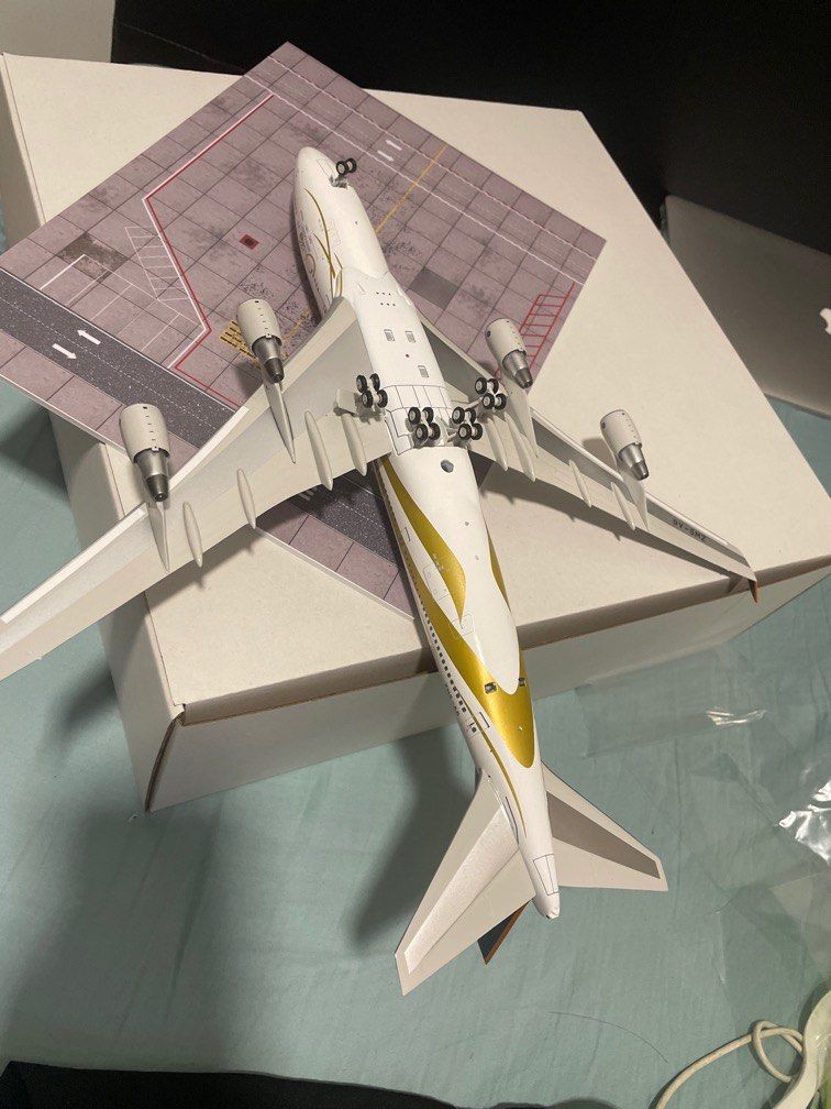 B models(Inflight mould) 1/200 Singapore Airlines SG50 special livery ...