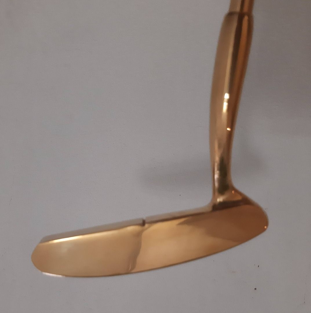 Celebrity 24K Gold Plated Putter with original grip, Sports Equipment ...