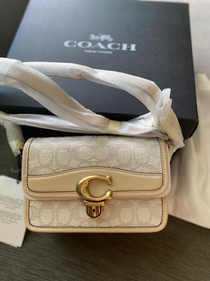 Coach handbag, Women's Fashion, Bags & Wallets, Shoulder Bags on Carousell