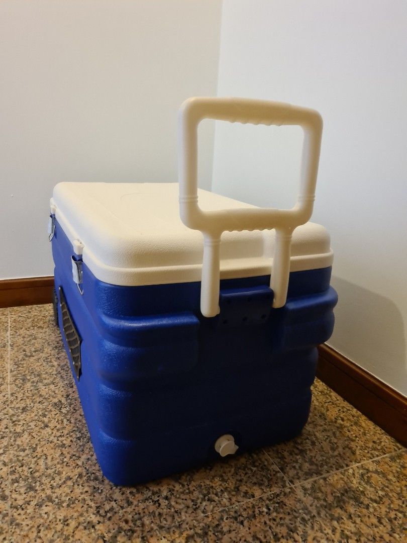 Cooler box 90L as good as new, Furniture & Home Living, Outdoor ...