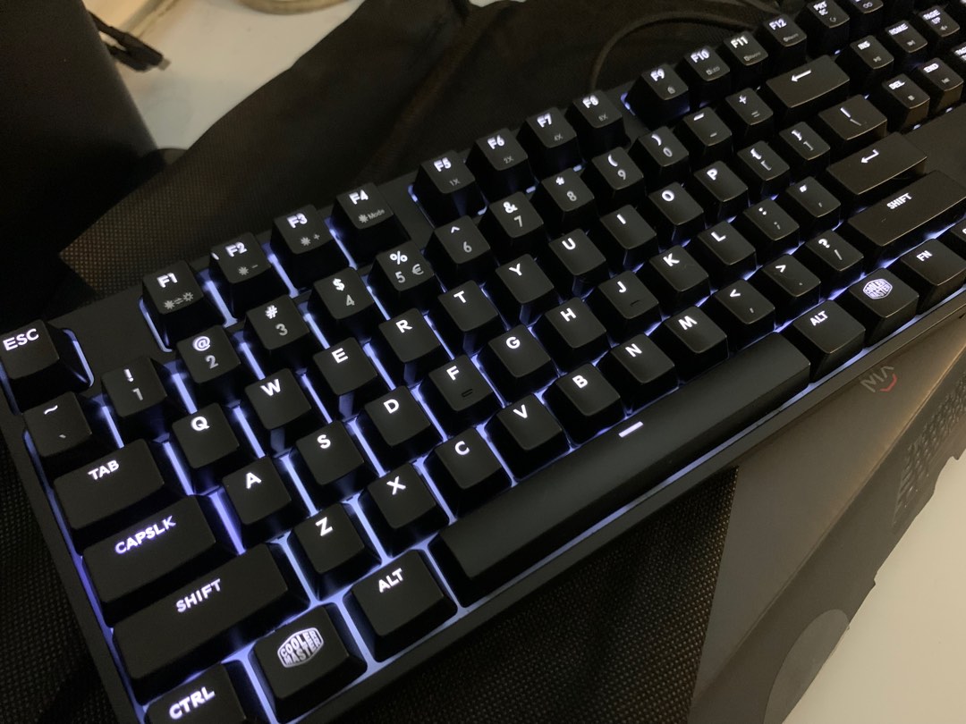 Cooler Masterkeys Pro L. MX Blue. White LED, Computers & Tech, Parts ...