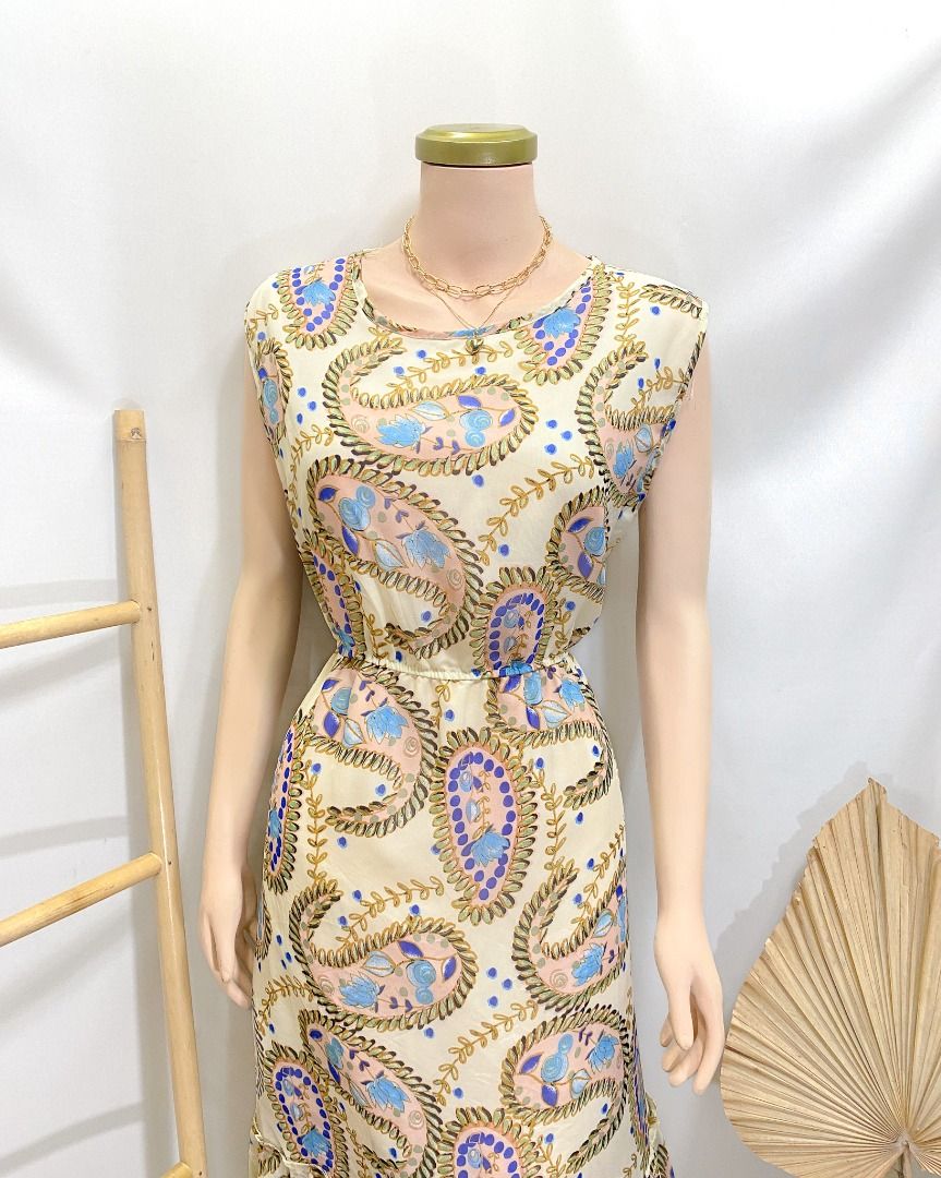 D79 - cream floral korean maxi dress, Women's Fashion, Dresses & Sets ...