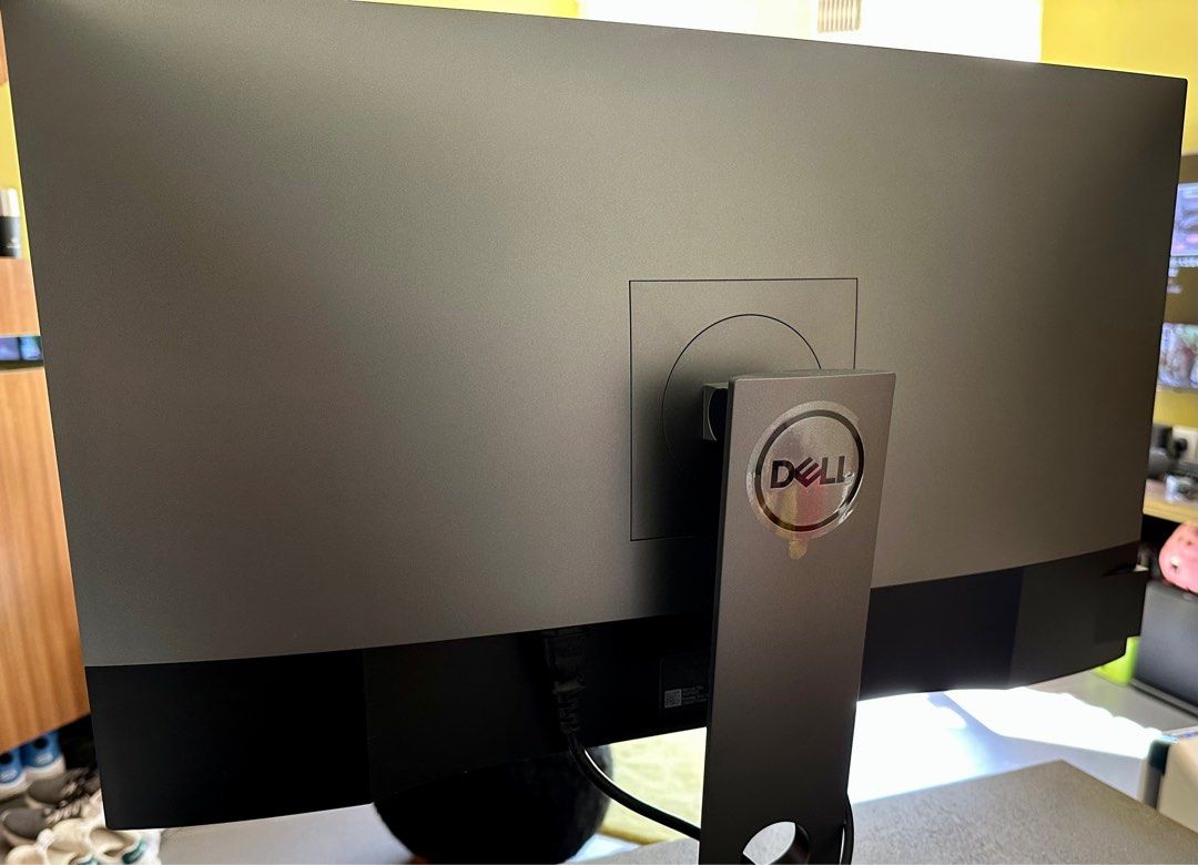 Dell UltraSharp 27-inch 4K USB-C Monitor U2720Q, 電腦＆科技, 電腦周邊及配件, 電子屏幕 ...