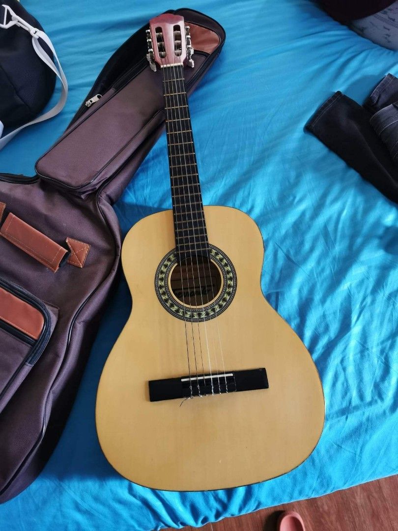 FERNANDO ACOUSTIC GUITAR, Hobbies & Toys, Music & Media, Musical ...