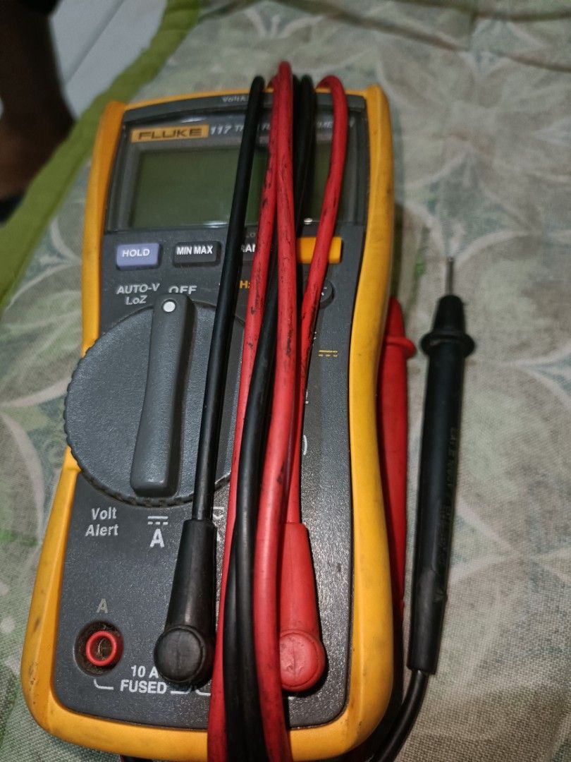 FLUKE 117 TESTER, Everything Else, Others on Carousell