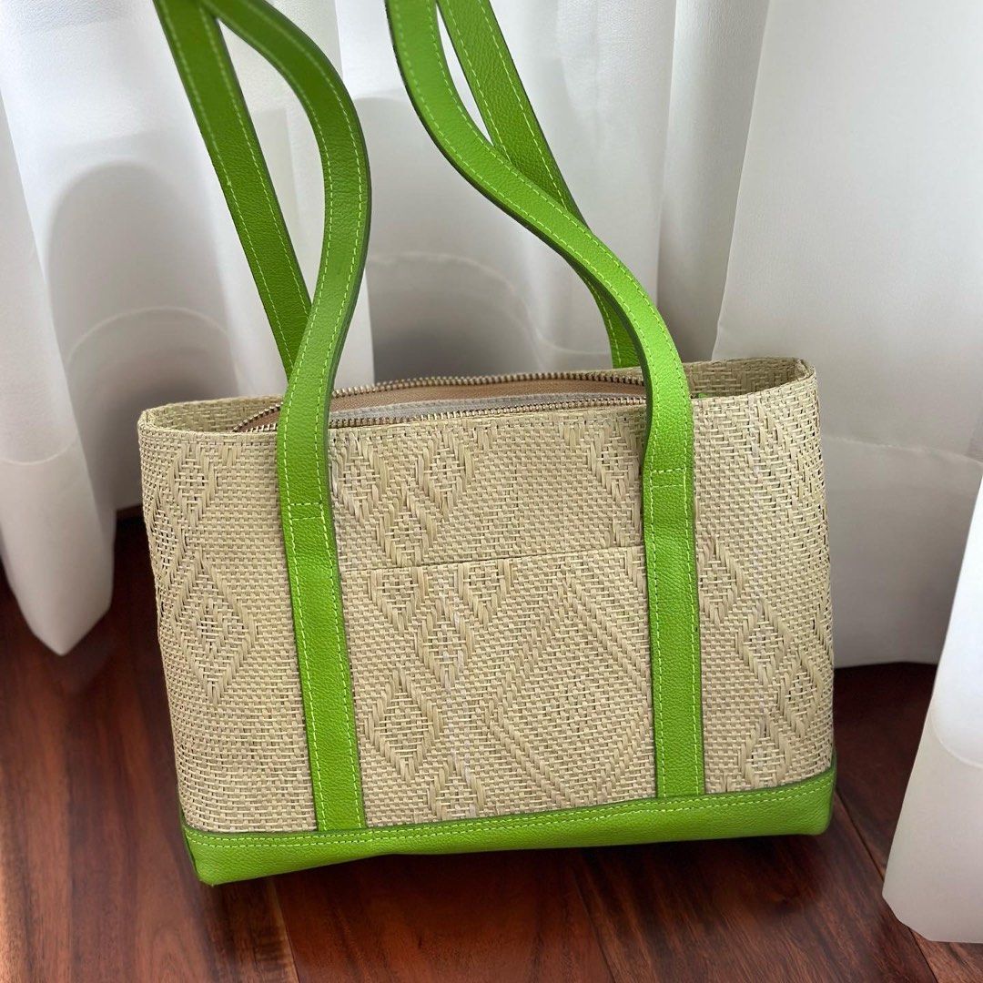 Halo Halo Bag, Women's Fashion, Bags & Wallets, Beach Bags on Carousell