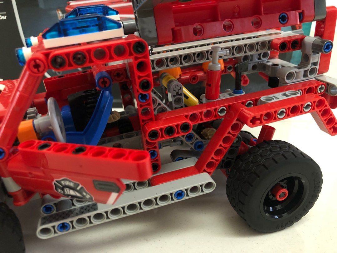 Lego TECHNIC First Responder 42075, Hobbies & Toys, Toys & Games on ...