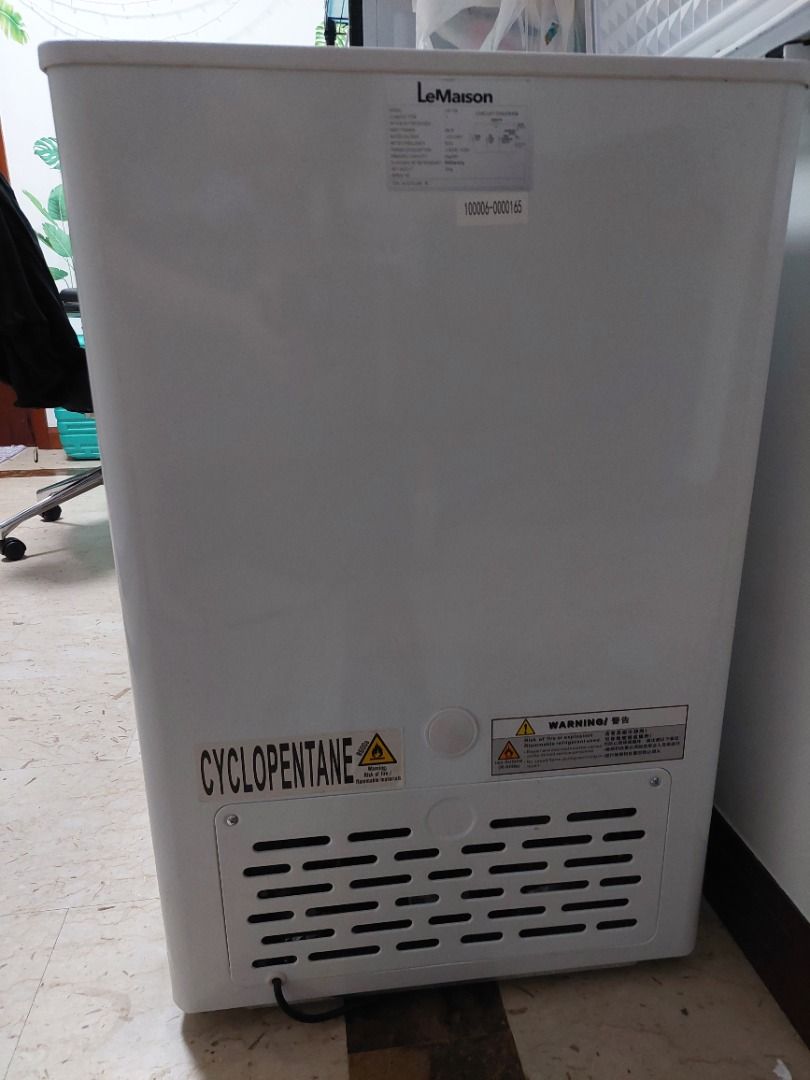 LeMaison 100L Chest Freezer LCF100, TV & Home Appliances, Kitchen ...