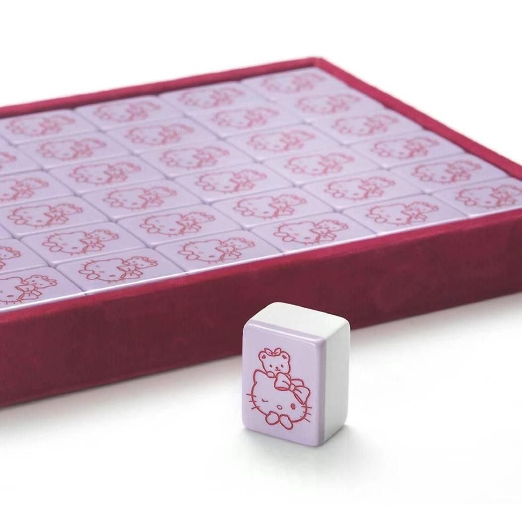 Licensed Sanrio Taiwan Hello Kitty Chinese Mahjong Set, Hobbies & Toys ...