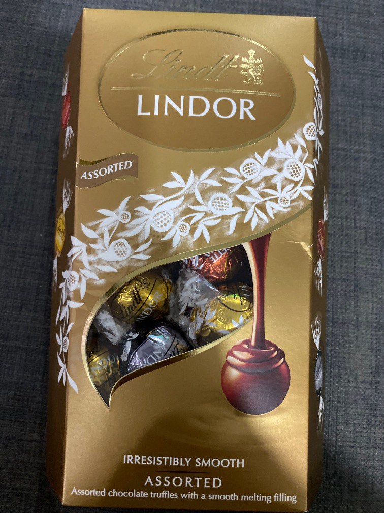 Lindt Lindor assorted 337g , Food & Drinks, Other Food & Drinks on ...