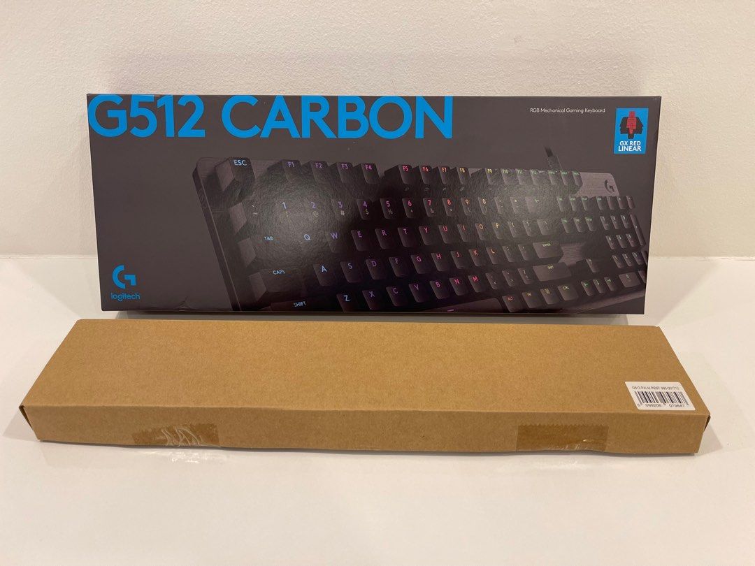 Logitech G512 Carbon with wrist rest, Computers & Tech, Parts ...