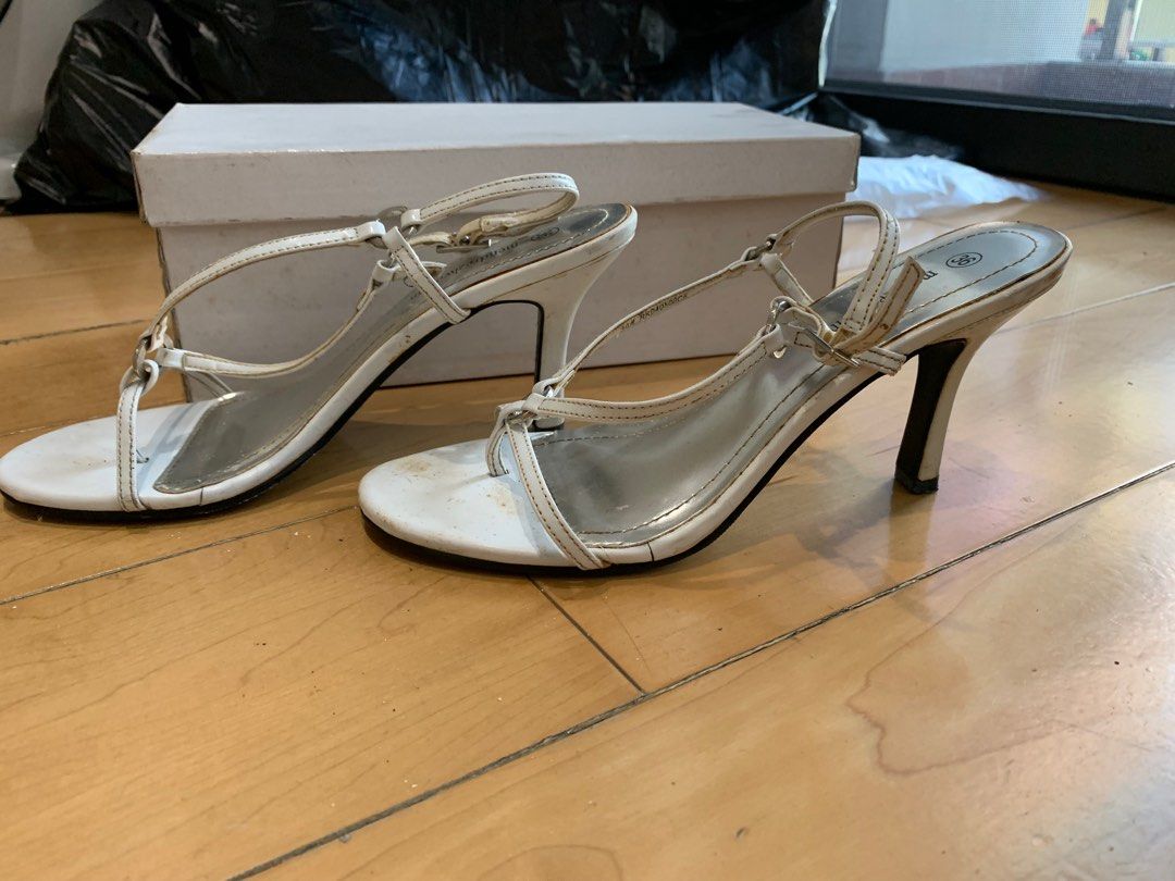 Mendrez White Heels, Women's Fashion, Footwear, Heels on Carousell
