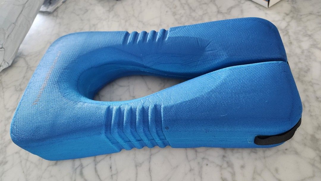 Neck float for low tone individual, Sports Equipment, Other Sports ...