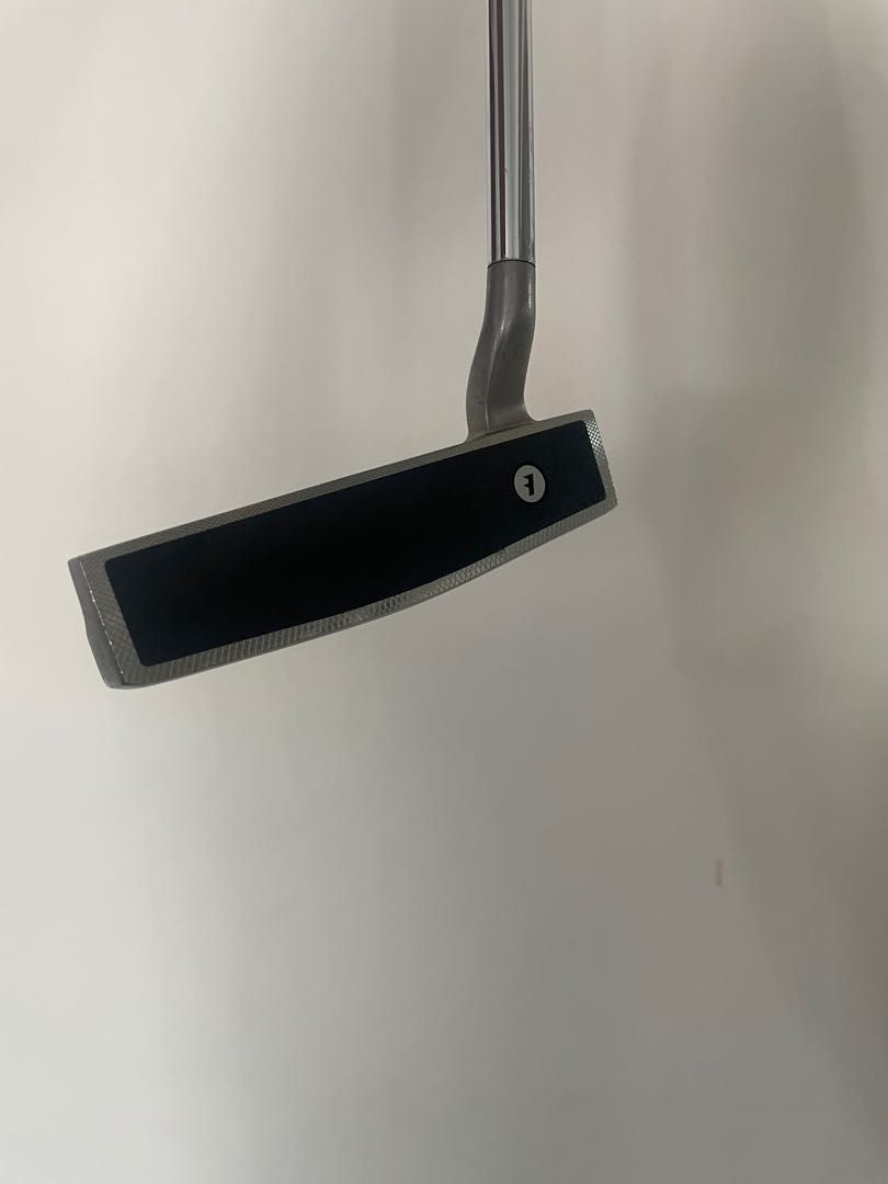 Nike Ignite 003 putter, Sports Equipment, Sports & Games, Golf on Carousell