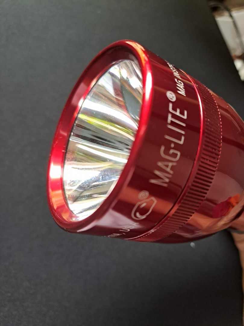 Original Maglite 2D Like New, Commercial & Industrial, Industrial ...