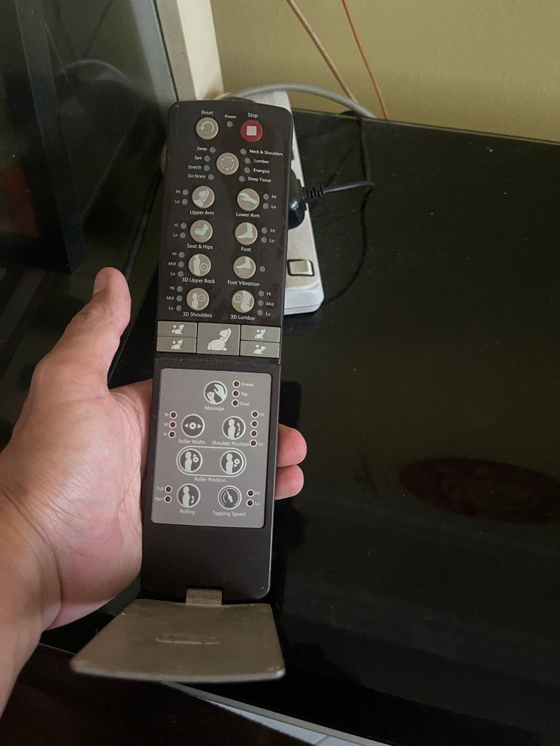 OSIM uNano Massage Chair, Health & Nutrition, Massage Devices on Carousell