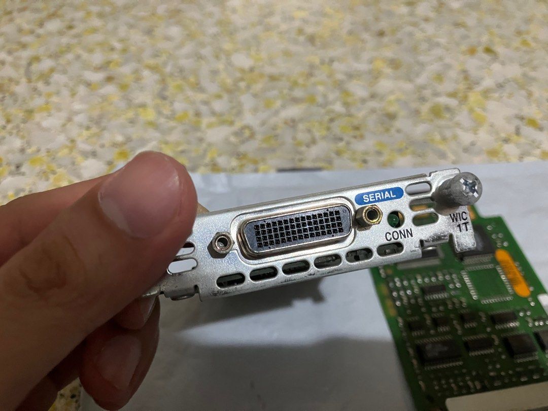Pair of Cisco WIC1T cards + Serial Cable, Computers & Tech, Office ...