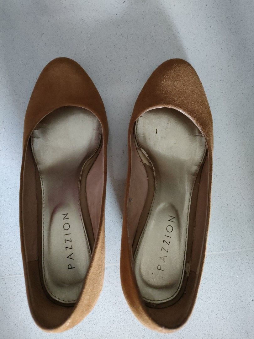 Pazzion heels, Women's Fashion, Footwear, Wedges on Carousell