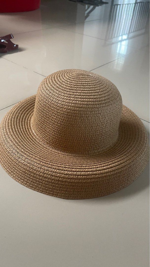 Premium rattan hat, Fesyen Wanita, Aksesoris di Carousell