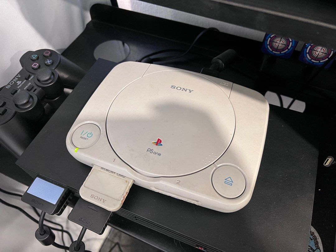 PS1 go with set, Video Gaming, Video Game Consoles, PlayStation on ...