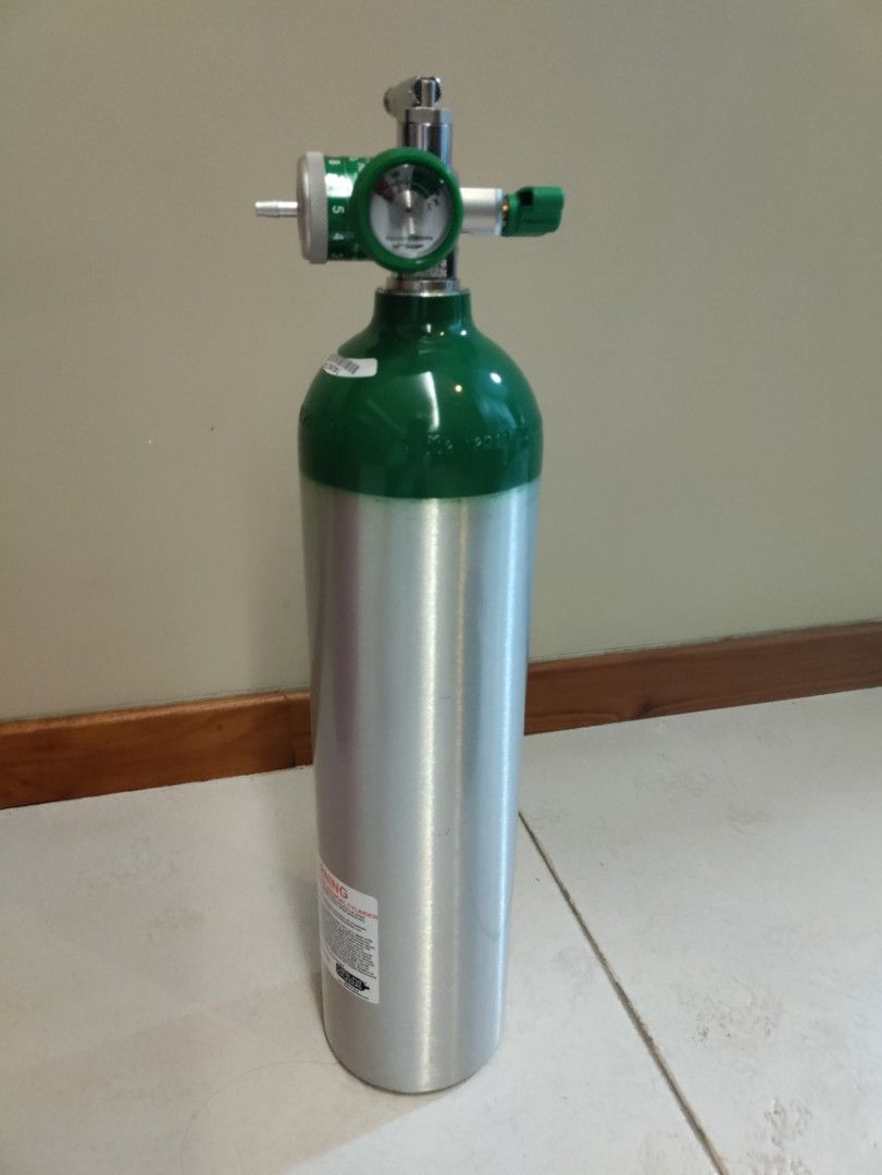 Pure oxygen tank (empty), Health & Nutrition, Assistive & Rehabilatory ...