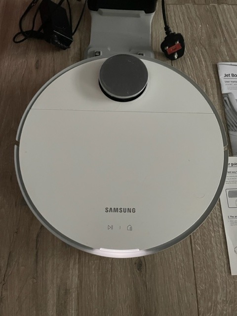 Samsung Jetbot, TV & Home Appliances, Vacuum Cleaner & Housekeeping on ...