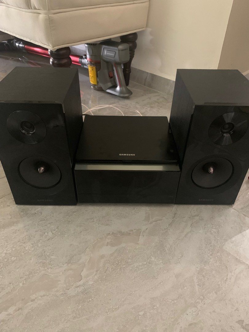 Samsung radio MM-E430D, Audio, Soundbars, Speakers & Amplifiers on ...