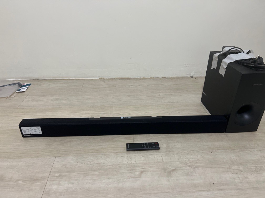 Samsung sound bar HW-K360, Audio, Soundbars, Speakers & Amplifiers on ...