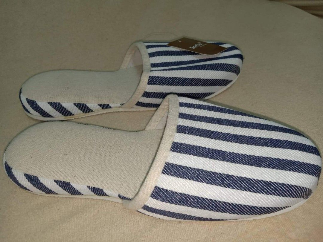 sleep wear, Women's Fashion, Footwear, Flats & Sandals on Carousell