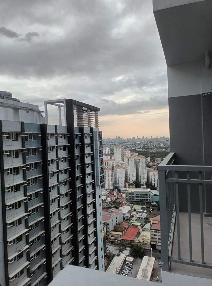 SMDC Fame Residences FULLY FURNISHED Family Suite and Balcony, Property ...