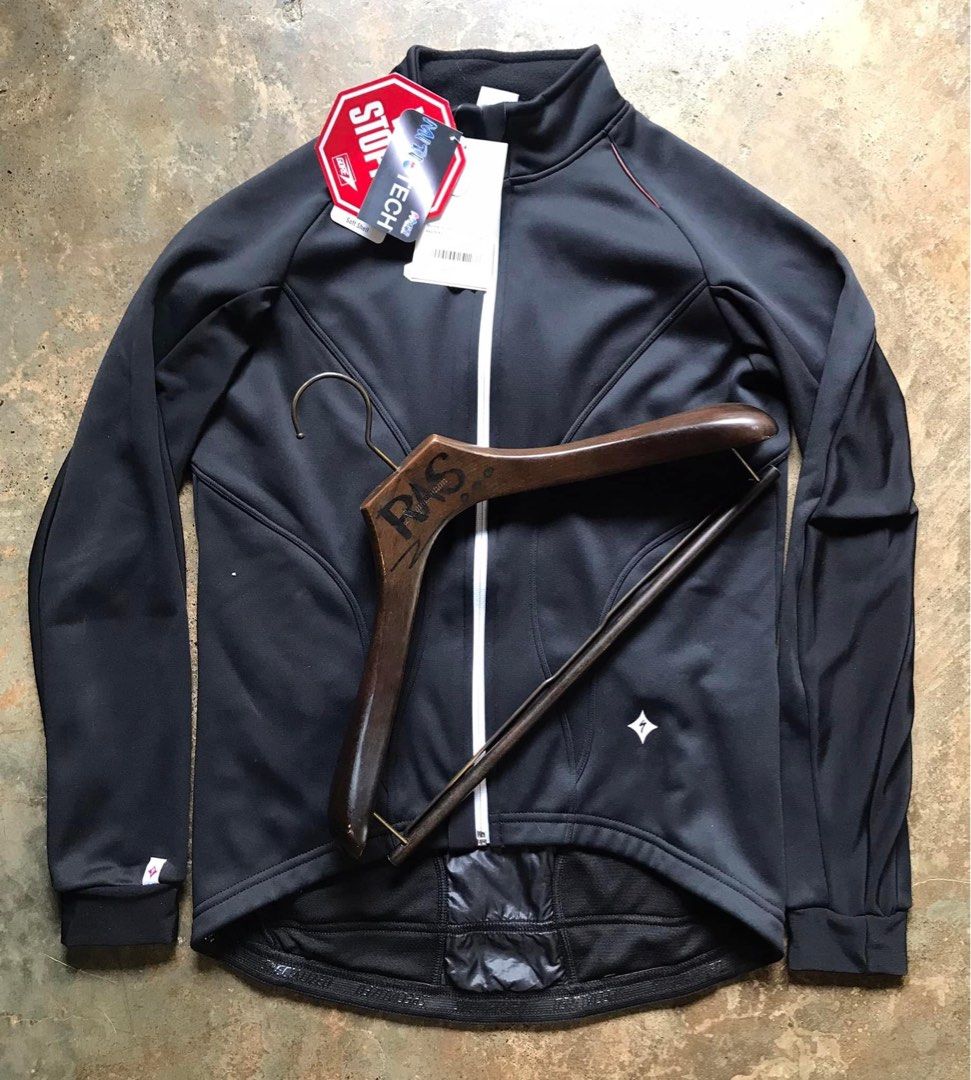 SPECIALIZED SOFT SHELL, Women's Fashion, Activewear on Carousell