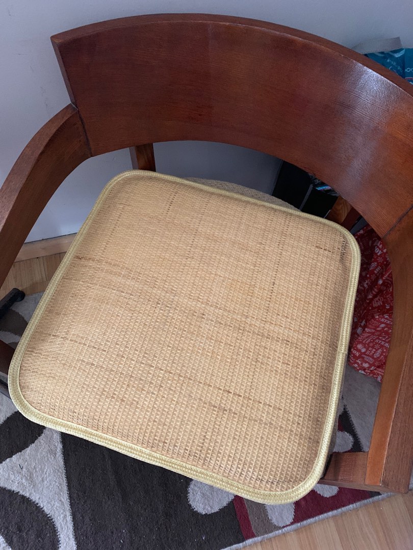 Straw mat, Furniture & Home Living, Home Decor, Carpets, Mats ...
