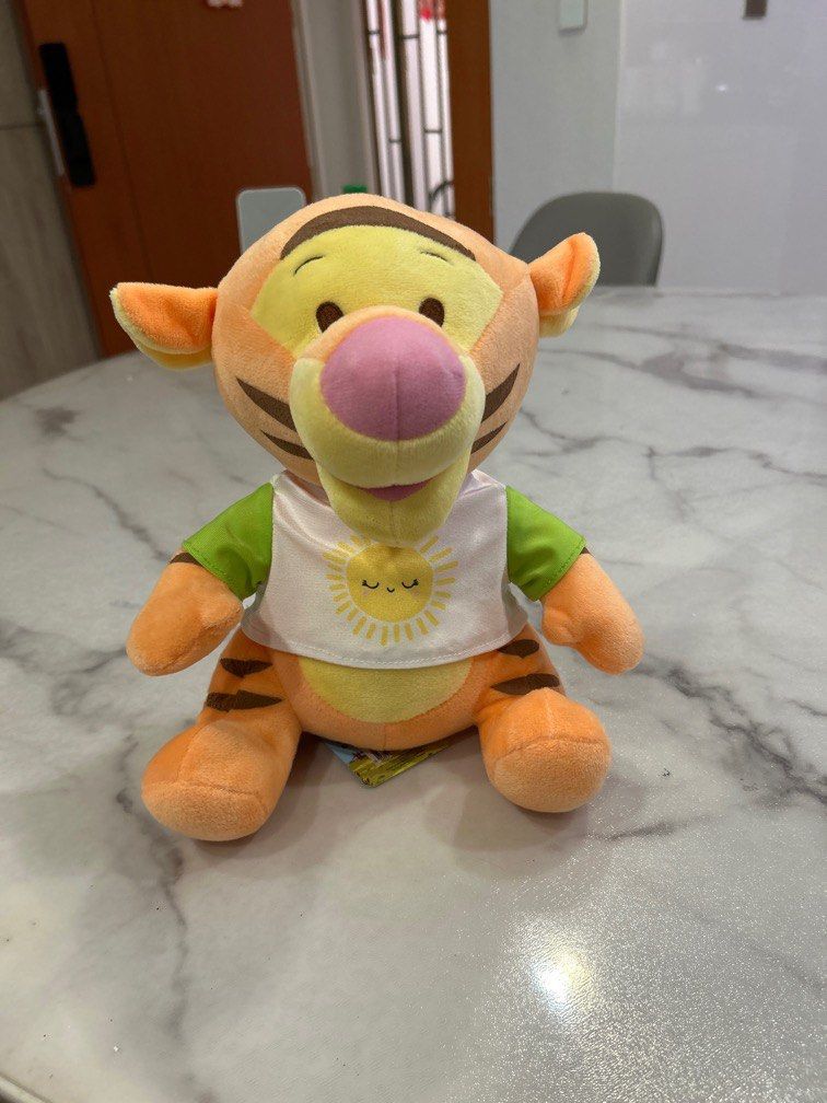 Tigger soft toy, Hobbies & Toys, Toys & Games on Carousell