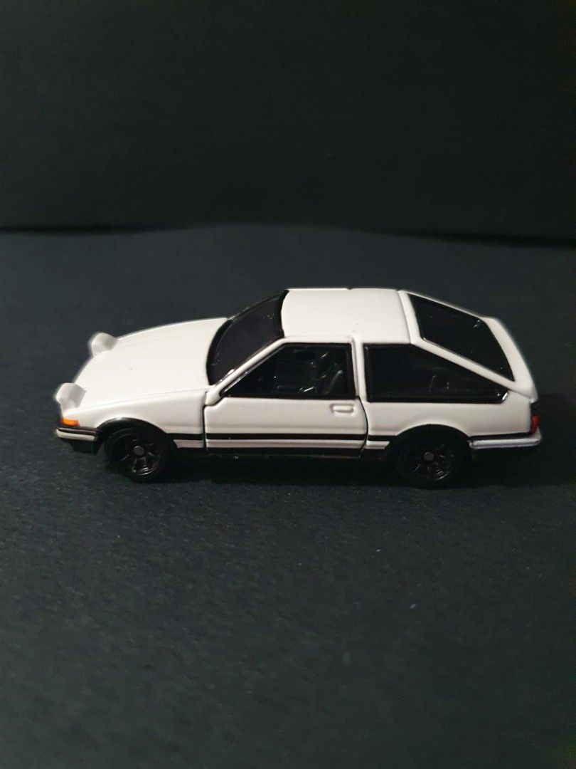 Tomica AE86 White Top Version Initial D Trueno AE-86 White Hood ...