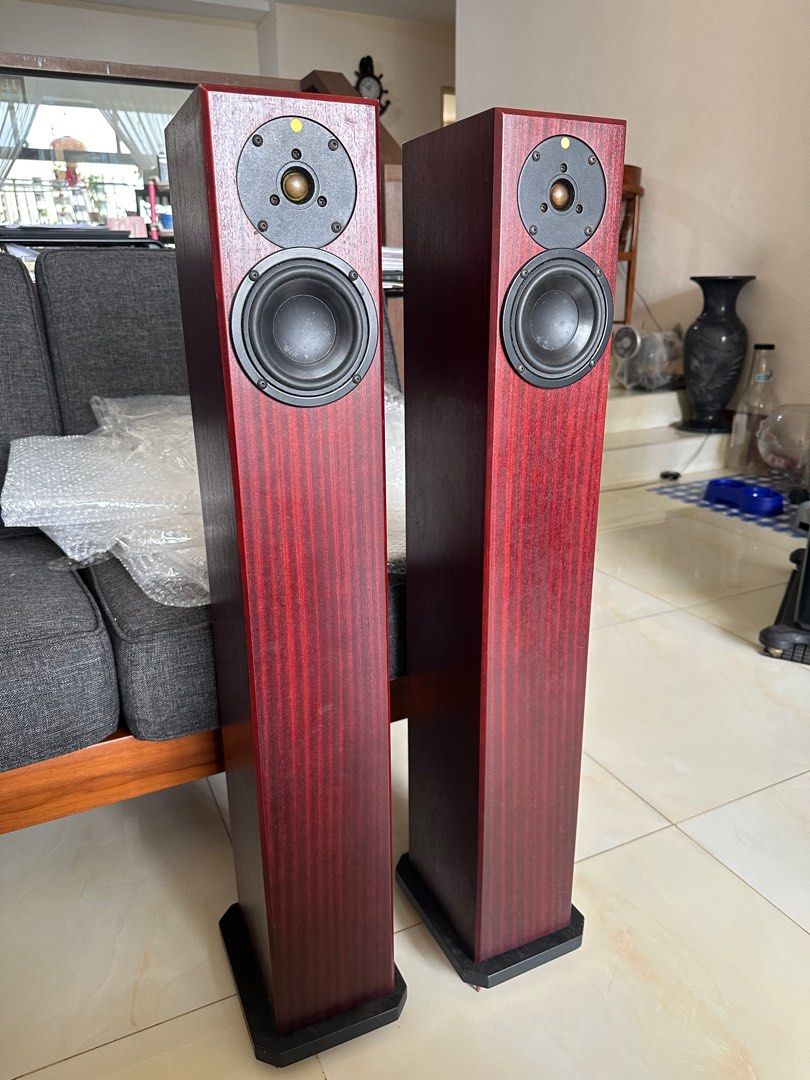 Totem ARRO speakers, Audio, Soundbars, Speakers & Amplifiers on Carousell