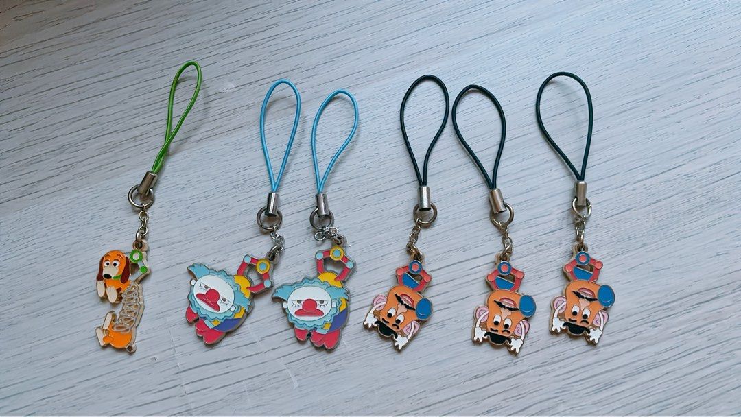 TOY STORY KEY RING, 興趣及遊戲, 玩具 & 遊戲類 - Carousell
