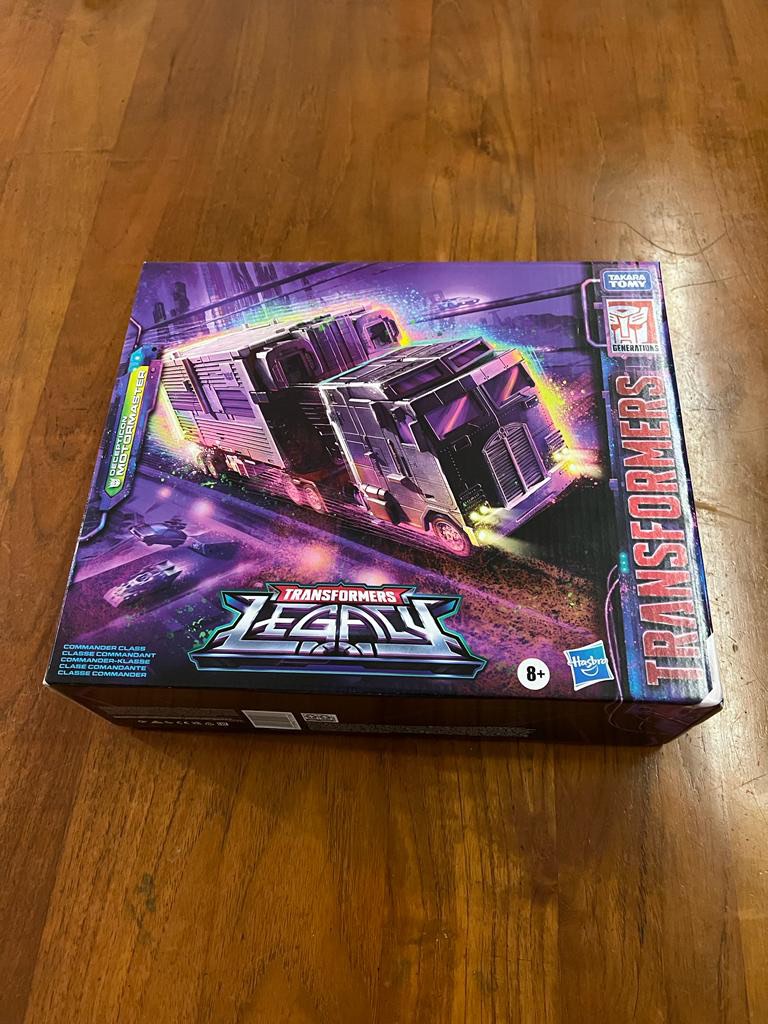 Transformers legacy motormaster, Hobbies & Toys, Toys & Games on Carousell