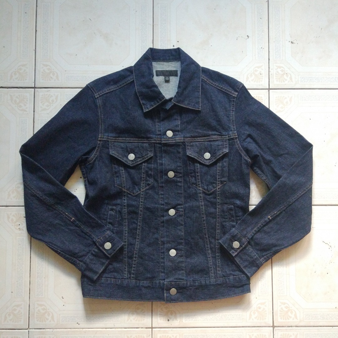 Uniqlo Denim Jacket S, Men's Fashion, Coats, Jackets and Outerwear on ...
